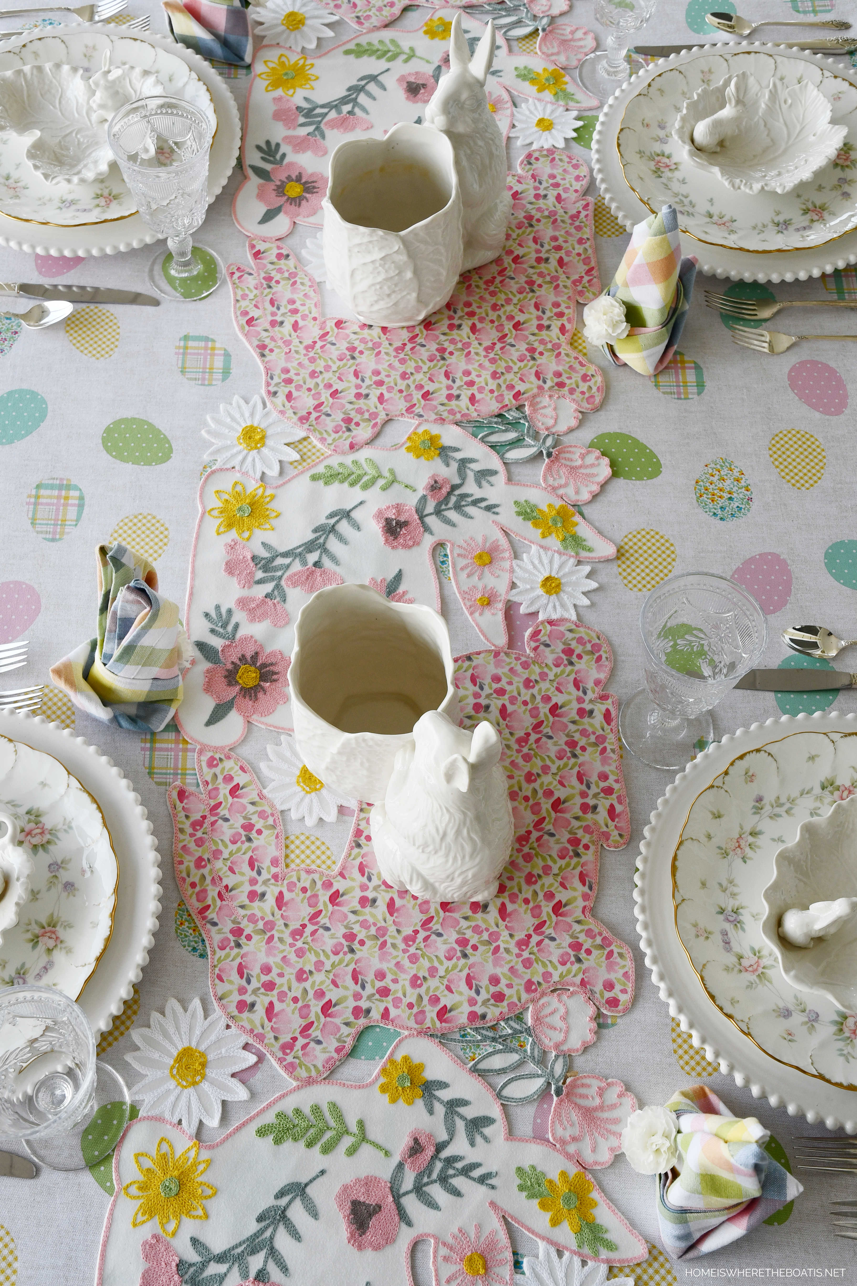 DSC_0594.1 – Home is Where the Boat Is